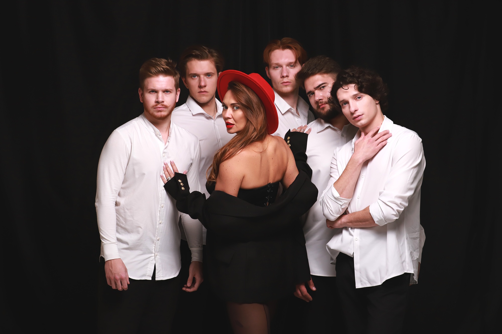 CHRISTMAS MILF від театру ШЕРЛІЗ 2026-03-20 19:00 (РЦ Промінь, Rescheduled) у Lutsk - купити ...